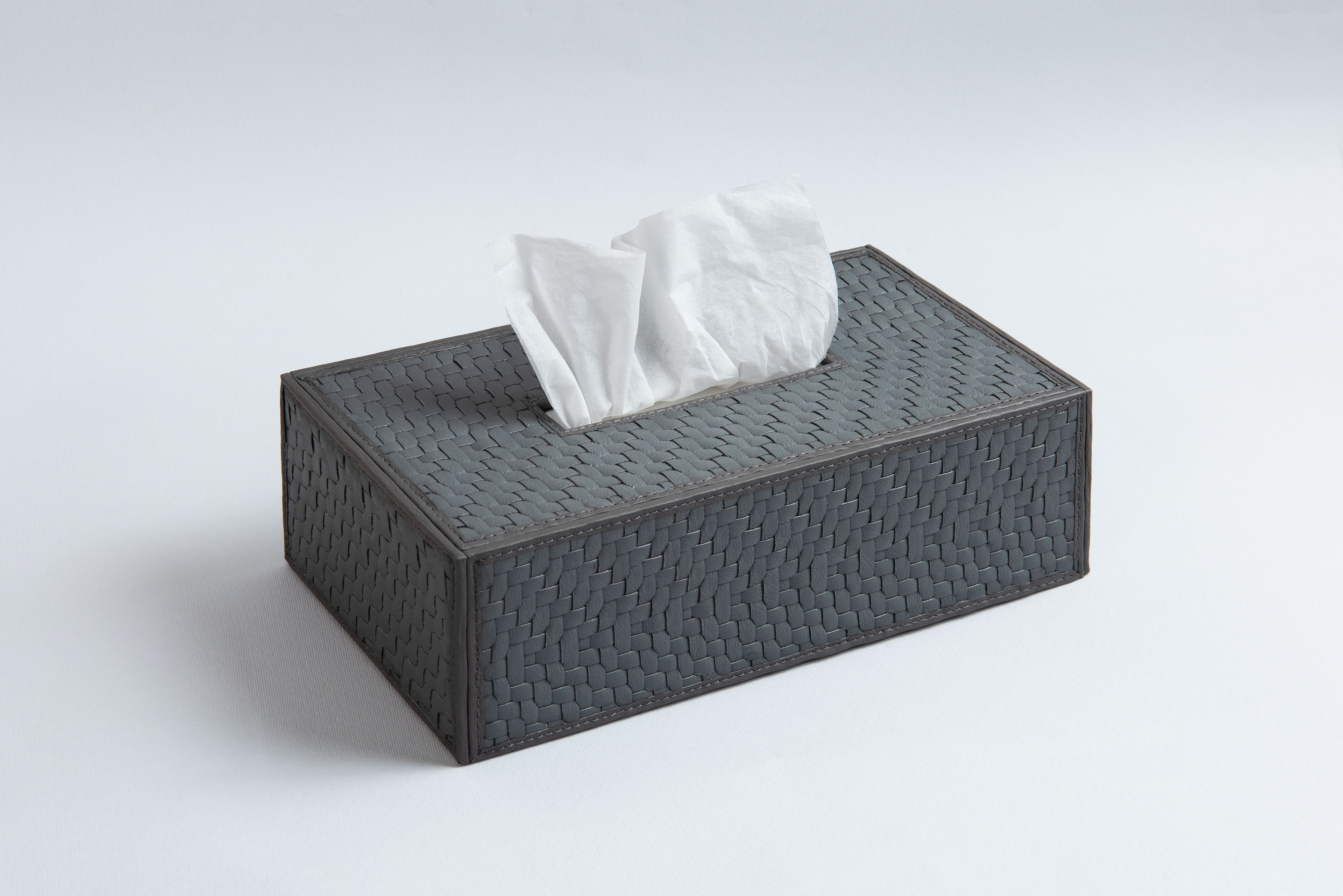 WOVEN RECTANGLE TISSUE BOX HOLDER – Aljoud Lootah Design Studio